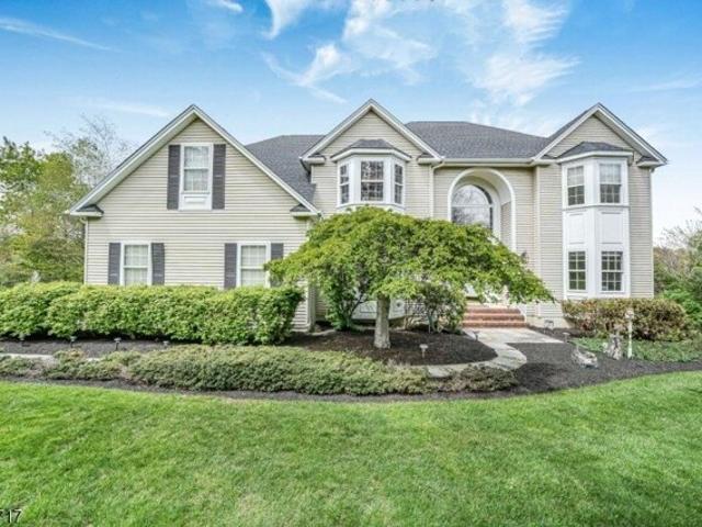 Wolfe Run Ct, Washington Township, Home For Sale