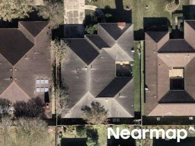 Wolfield Ln