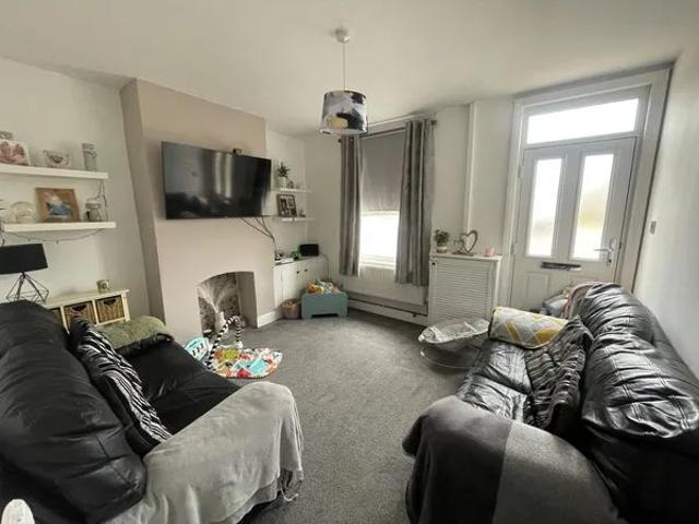 Wollaton Street, Hucknall, Property for rent