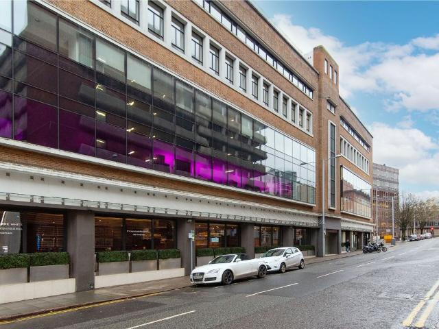 Wollaton Street, The Axis NG1, 2 bed flat to rent, £1,900 pcm | PrimeLocation