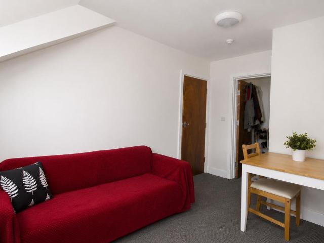 Wolsdon Street, Flat 5, Plymouth PL1, 1 bed flat to rent, £850 pcm | PrimeLocation