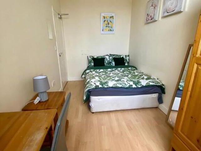 Wolseley Street, Room 5, & Room 6, All Bills Included, Belfast, BT7 1LG