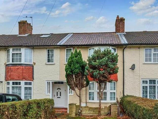 Wolsey Grove, Edgware, 3 Bedroom Terraced