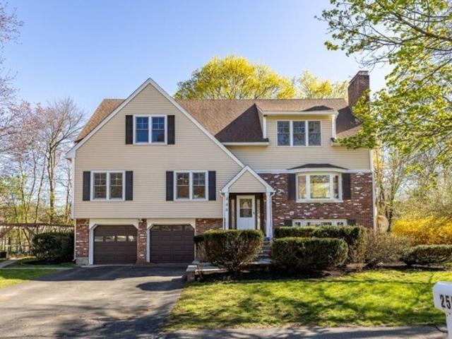 Worthen Rd E, Lexington, Home For Sale