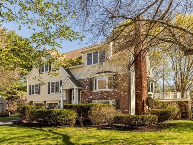 Worthen Rd E, Lexington, Home For Sale