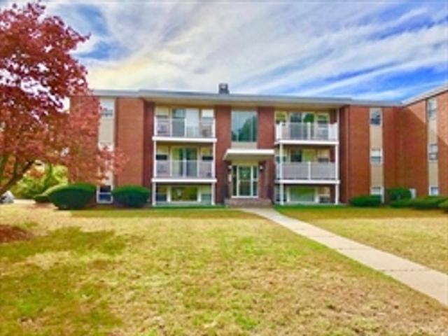 Worthen Realty Trust 2 Bedroom Apartment for Rent at 30 Worthen St, Chelmsford, MA 01824
