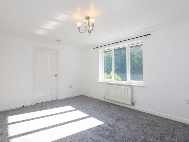 Worcester Close, Clay Cross, S45