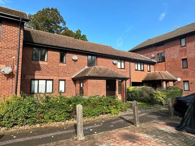 Worcester Drive, Didcot OX11, 1 bed flat to rent, £1,100 pcm | PrimeLocation