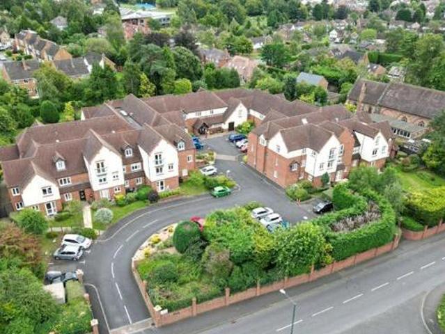 Worcester Road, Hagley, 2 Bedroom Apartment