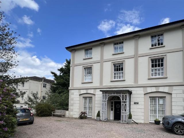 Worcester Road, Malvern WR14, 1 bed flat to rent, £900 pcm | PrimeLocation