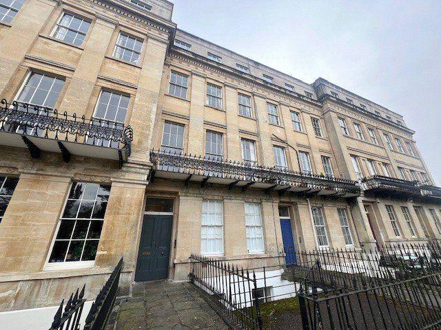 Worcester Terrace, Studio Flat First Floor Front, Clifton, Bristol BS8, Studio to rent, £800 pcm | PrimeLocation