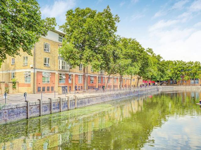 Worgan Street, Canada Water SE16, 2 bed flat to rent, £2,300 pcm | PrimeLocation