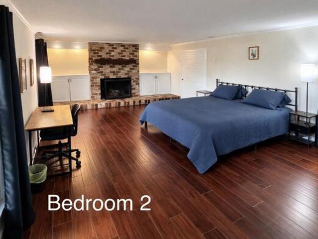 Work Hard. Commute Smart. Live Easy – Prime Belmont Home for Professionals