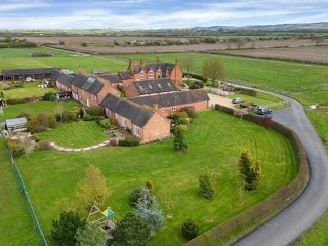 Works Lane, Barnstone, 4 Bedroom Barn