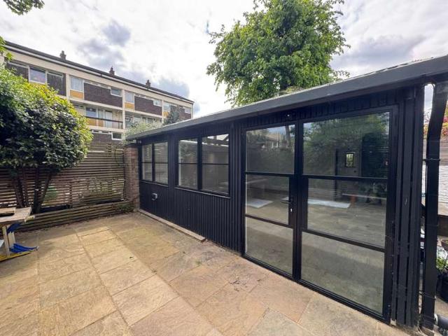 Workshop & Retail Space Commercial