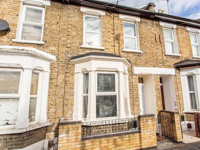 Worland Road, Stratford E15, 2 bed terraced house to rent, £2,000 pcm | PrimeLocation