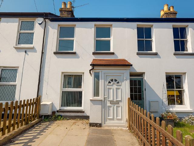 Worlds End Lane, ORPINGTON, BR6 3 bed house to rent £1,950 pcm £450 pw