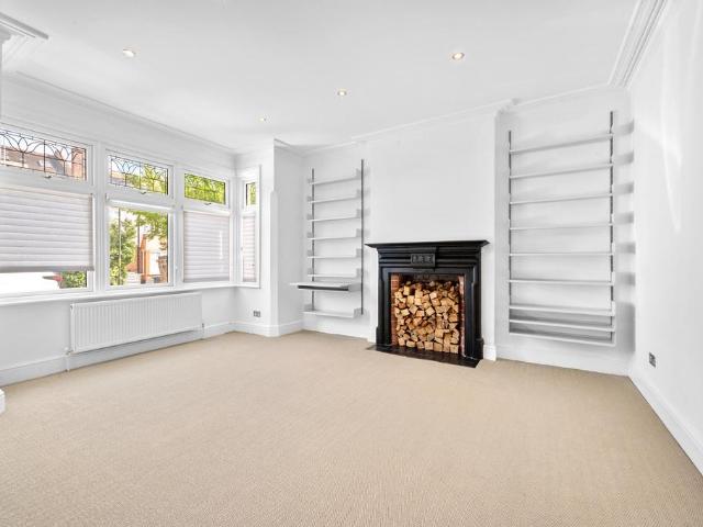 Worple Avenue, SW19 5 bed house to rent £6,000 pcm £1,385 pw