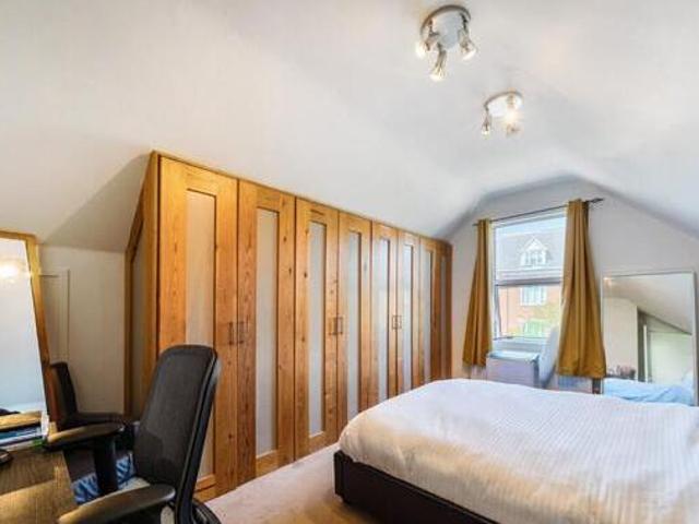 Worple Road, Wimbledon, 2 Bedroom Flat