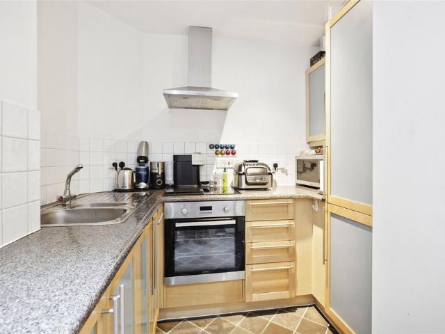 Worple Road, Wimbledon, SW19, London