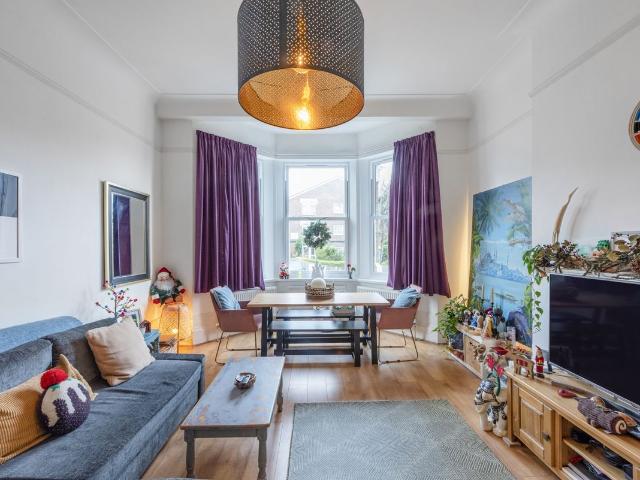 Worple Road, Wimbledon SW20, 1 bed flat to rent, £1,850 pcm | PrimeLocation