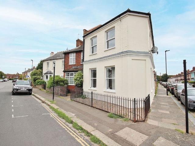 Worple Road, Isleworth TW7, 1 bed flat to rent, £1,500 pcm | PrimeLocation