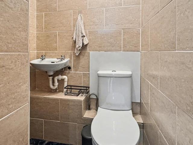 Worrall Road Leigh Woods, Bristol BS8 2 bed flat to rent £1,475 pcm £340 pw