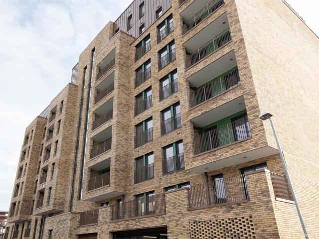 Worrall Street, Salford M5, 2 bed flat to rent, £1,300 pcm | PrimeLocation