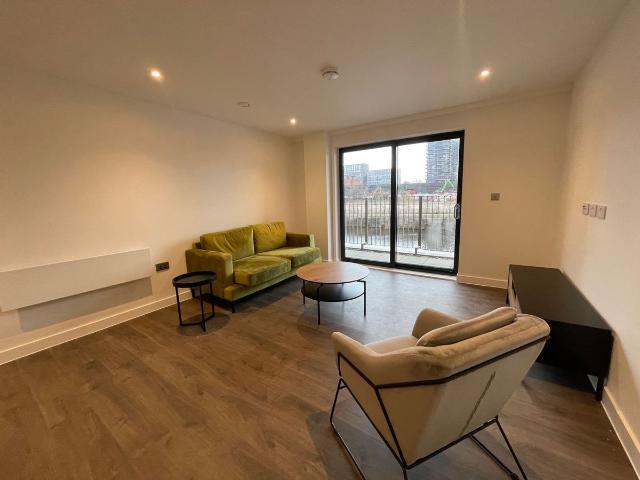 Worrall Street, Salford M5, 2 bed flat to rent, £1,300 pcm | PrimeLocation