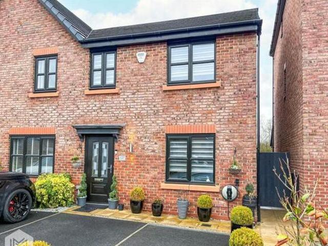 Worsley, Highclove Lane, Manchester, 3 Bedroom Semi detached
