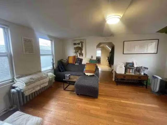 Wow! Fully renovated 2 br apt w/ALL utilities included 270 E.