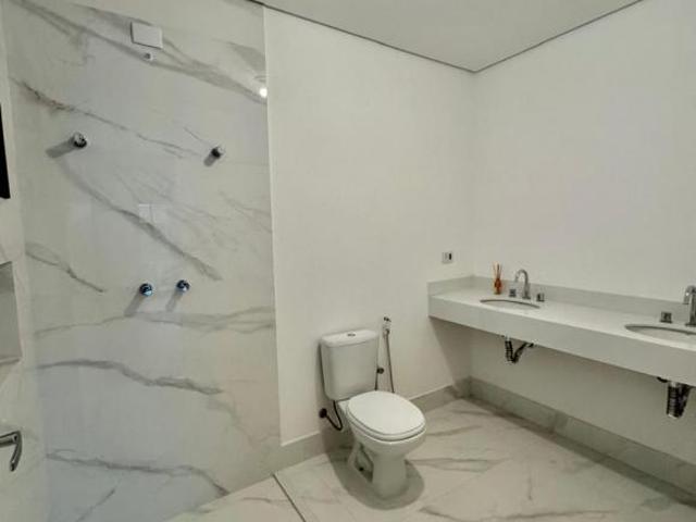 WQ10+ CASA DELUXO CONDOMÍNIO MOGI 3 SUÍTES 5 PONTOS AR CONDICIONADO