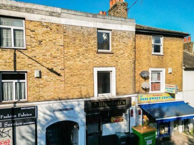 Wrotham Road, Gravesend, 2 Bedroom Maisonette