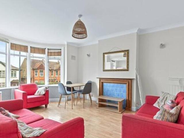 Wrottesley Road, Kensal Rise, 3 Bedroom Flat