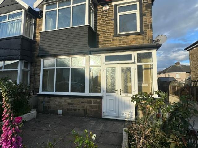 Wrose Mount, Shipley BD18, 3 bed semi detached house to rent, £1,200 pcm | PrimeLocation