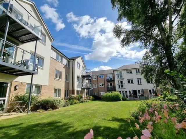 Wratten Rd W, Hitchin, 2 Bedroom Flat