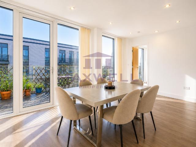 Wray Avenue, London E16, 1 bed flat to rent, £1,900 pcm | PrimeLocation
