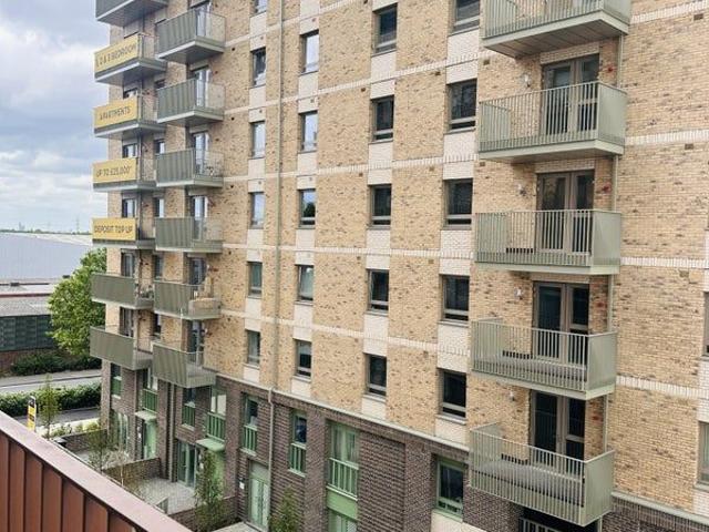 Wray Avenue, London E16, 1 bed flat to rent, £2,050 pcm | PrimeLocation