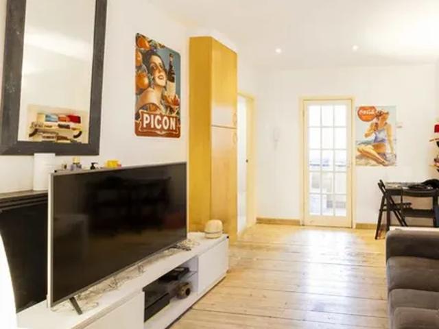 Wrap City Kebab, 318 Vauxhall Bridge Road, London, SW1V 1AA, United Kingdom | Studio apartment for rent #140656828 | Rentberry