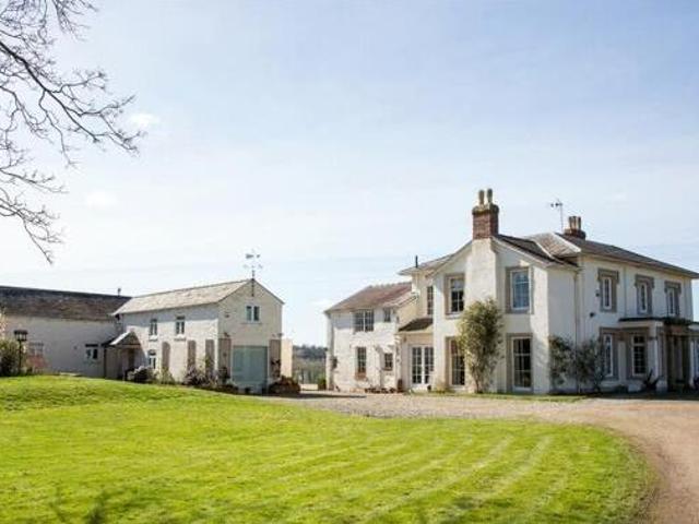 Wrexham Road, Overton, 7 Bedroom Detached
