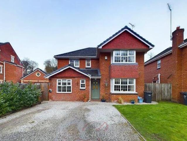 Wrexham Road, Pontblyddyn, 4 Bedroom Detached