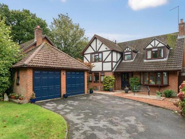 Wrecclesham, School Hill, Farnham, 4 Bedroom Detached