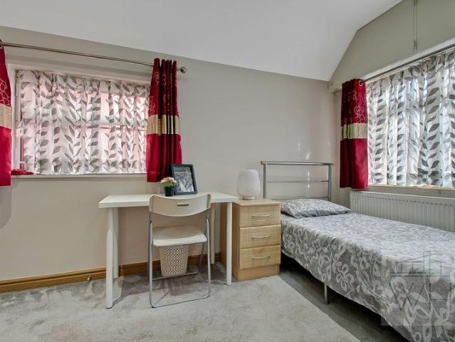 Wren Avenue, London NW2, Room to rent, £900 pcm | PrimeLocation