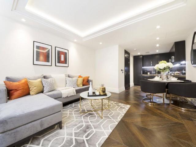 Wren House, London WC2R Studio to rent £3,800 pcm £877 pw