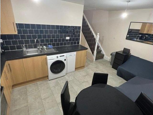 Wren House, London E3, 4 bed flat to rent, £3,800 pcm | PrimeLocation