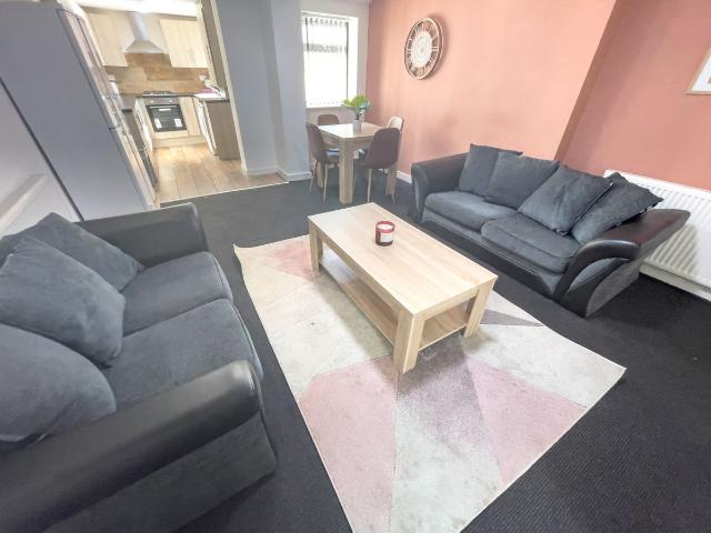 Wrenbury Street L7, Room to rent, £477 pcm | PrimeLocation