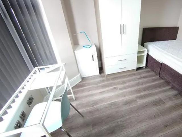 Wrenbury Street, Liverpool, L7 2PU, United Kingdom | 5 bed townhouse for rent #140225209 | Rentberry