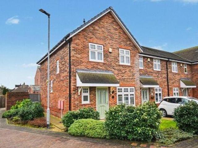 Wrenthorpe Close, Wrenthorpe, 3 Bedroom Town