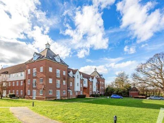 Writtle, Melba Court, Chelmsford, 2 Bedroom Apartment