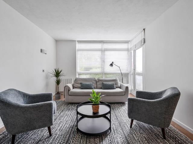 Wricklemarsh Road, Blackheath, London SE3, 1 bed flat to rent, £1,900 pcm | PrimeLocation